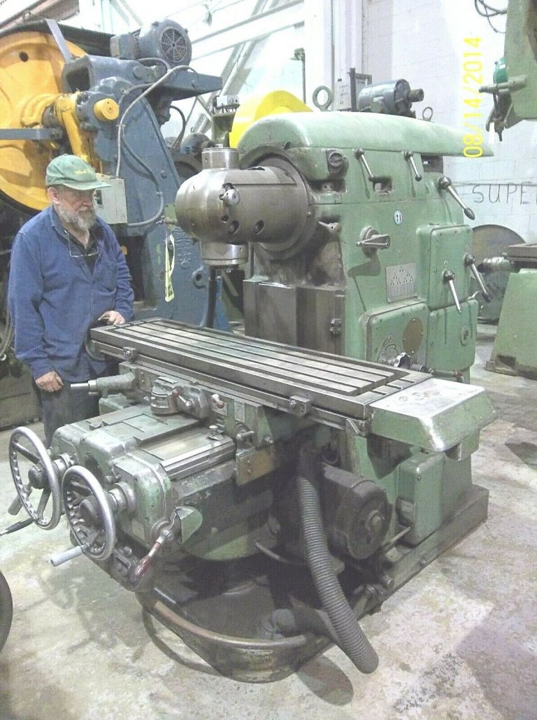 Vertical Milling Machine, Universal Head, 40 speeds, Feeds + Rapid Trav ...